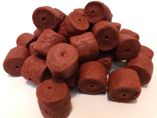 Red Halibut Pellet Pre-Drilled (Coppens) - AA Baits